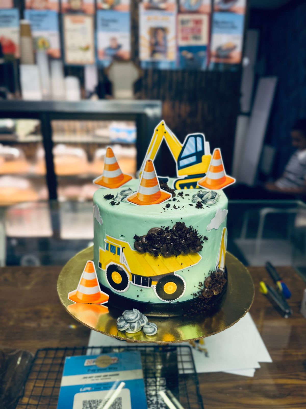 JCB Themed Birthday cake 1kg – Big Boy Cake & Bakers
